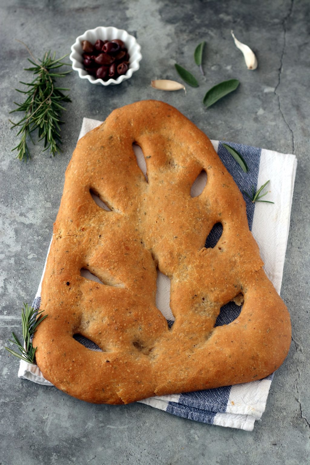Fougasse – focaccia provenzale - That's Amore!